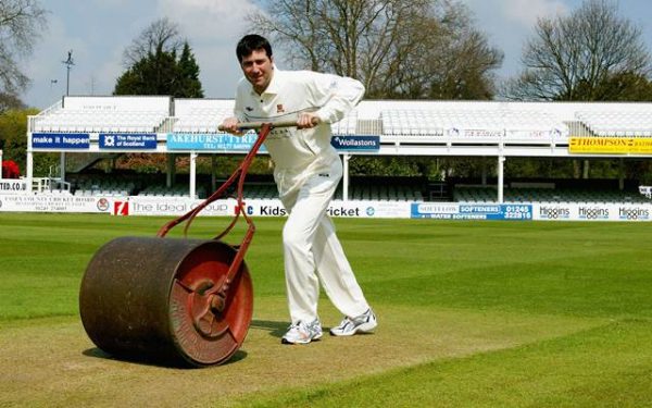 How heavy and light rollers impact a game of Test cricket