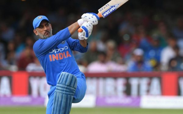Stats: MS Dhoni completes 10000 runs in ODI cricket