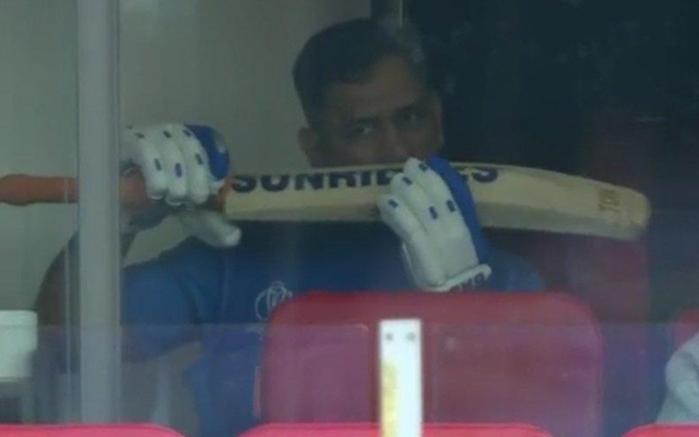 Twitter Reactions: MS Dhoni spotted eating his bat as India collapse in ...